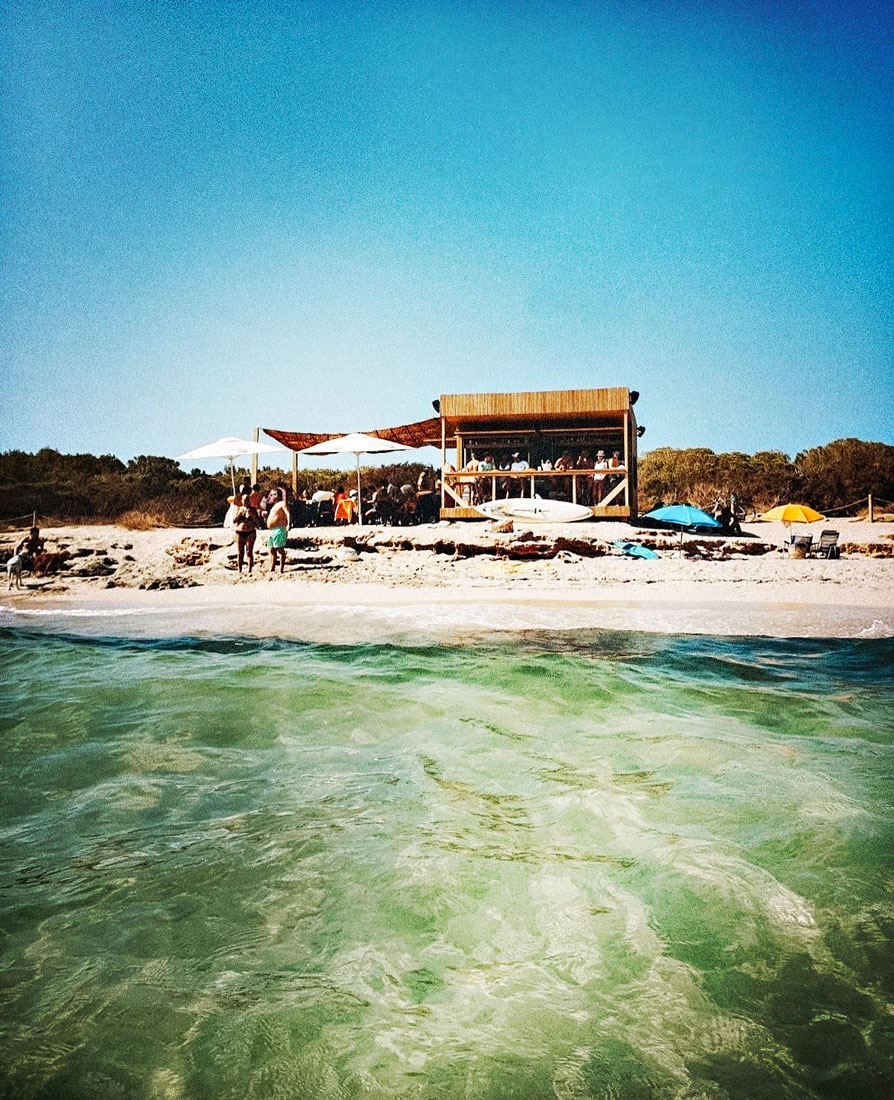 FORMENTERA BEACH BARS -Formentera In, rent a villa a house